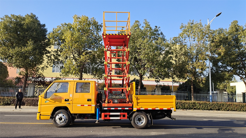 Urban Road Construction Vehicles 16m Mobile Elevating Aerial Work ...